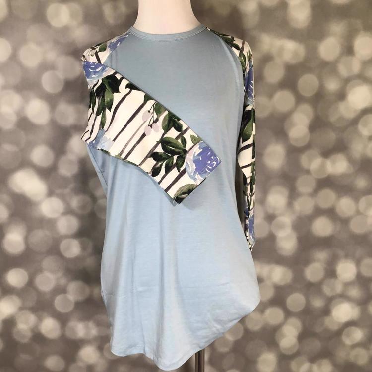 LuLaRoe LuLaRoe Randy Tee - Bluebell Garden Stripe